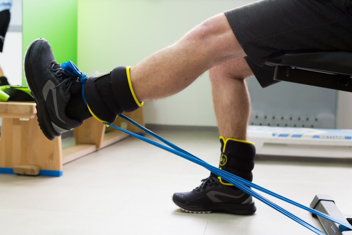 Recuperarea pentru tendinita rotuliana (genunchiul saritorului ...